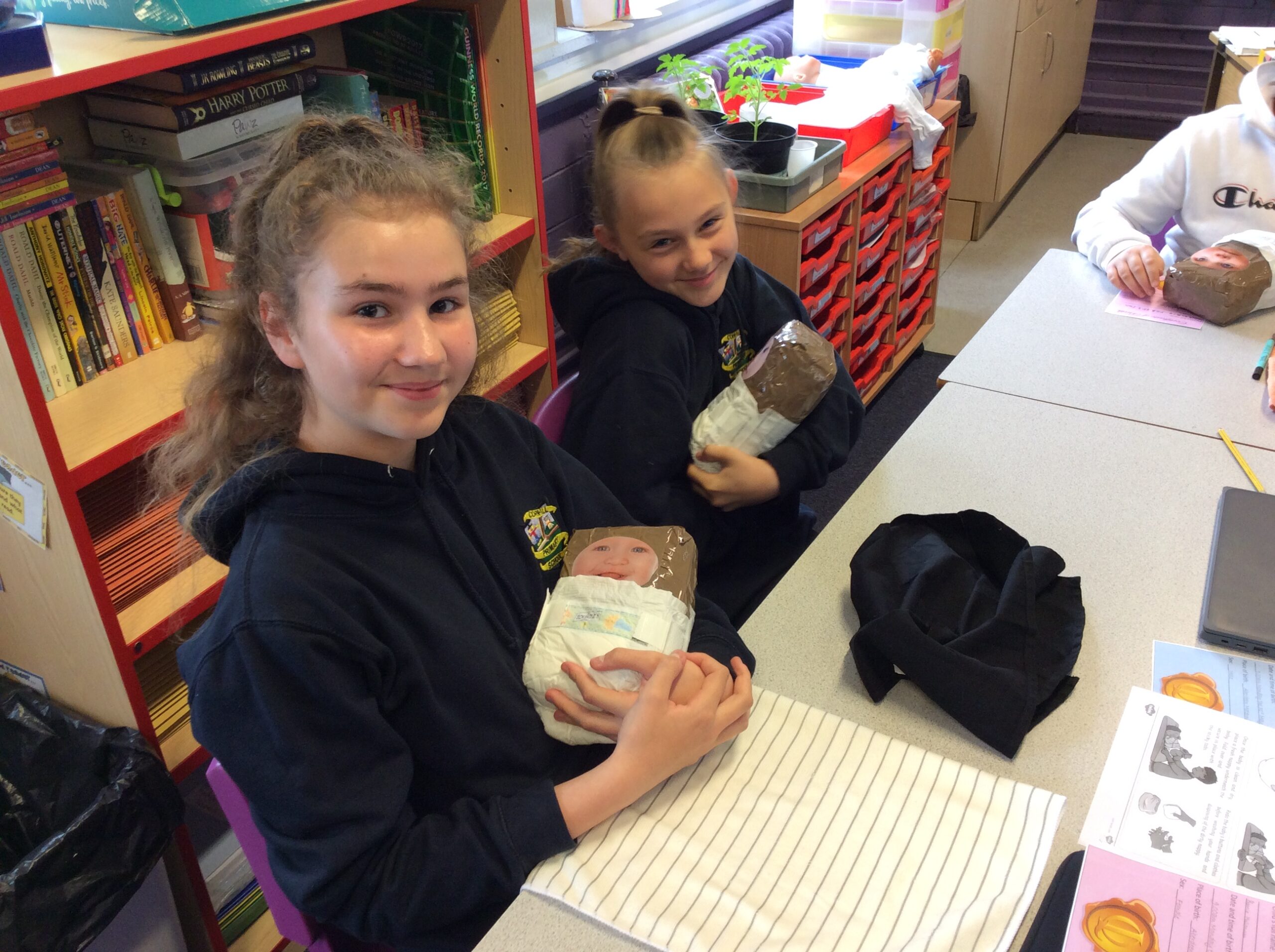 It’s ‘Flour Babies’ week in P7! – Cornhill Primary School